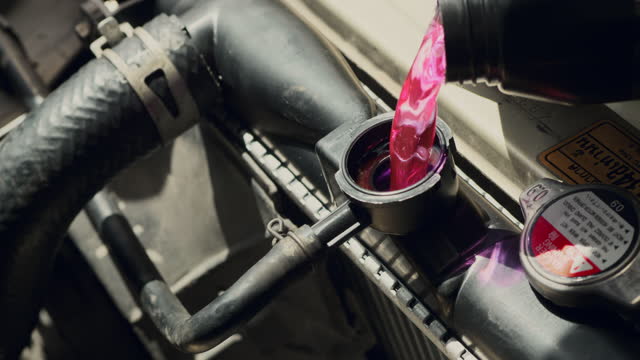 Next Gen Radiator Coolants Redefining Engine Optimization – carrera.pk